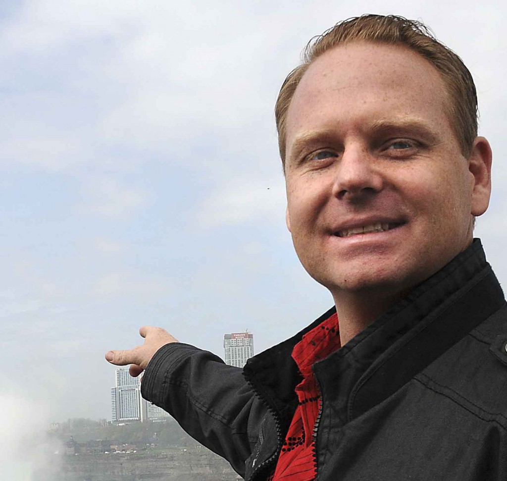 Niagara Falls Daredevils | Niagara Falls Up Close