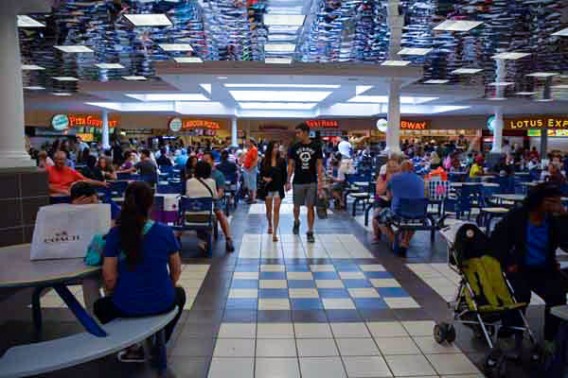 Fashion Outlets of Niagara Falls | Niagara Falls Up Close